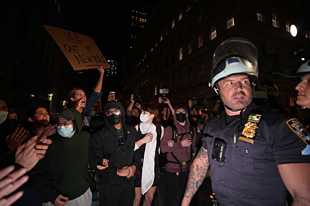 ICE raid aftermath: Outraged New Yorkers protest at Federal Plaza ...