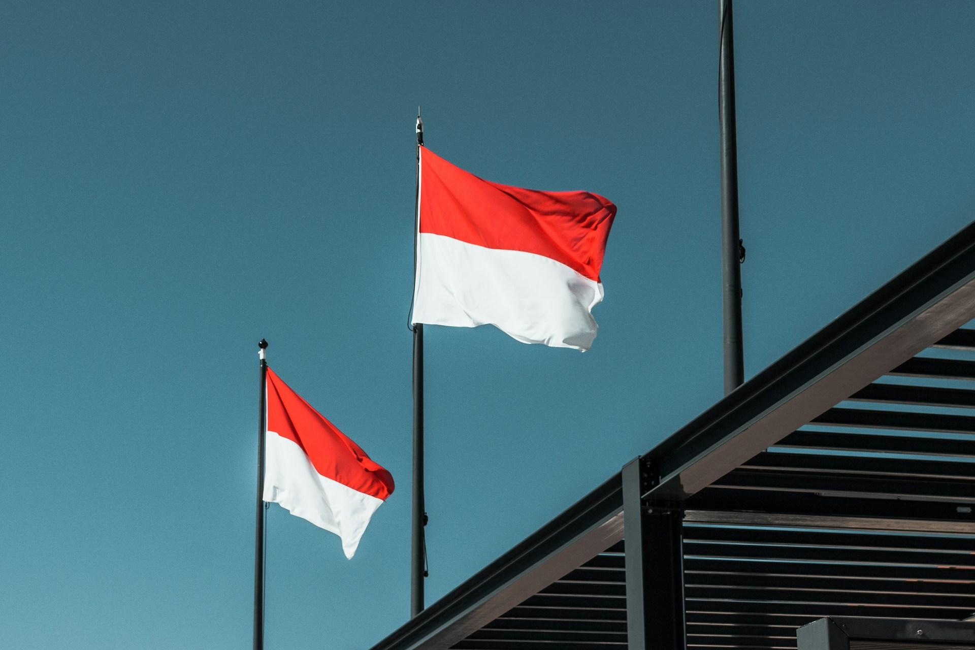 15 countries with the longest life expectancy—and 10 where people die young