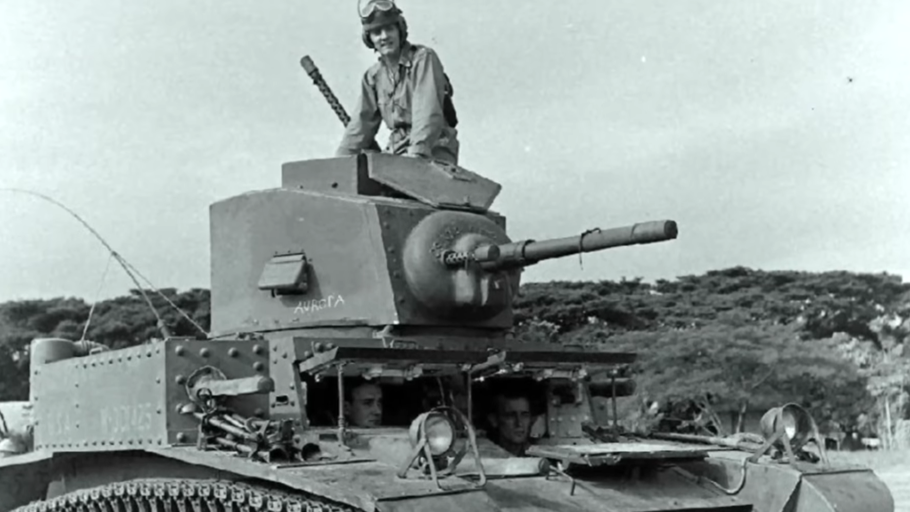 Twin-Turret Tanks That Trained America for War