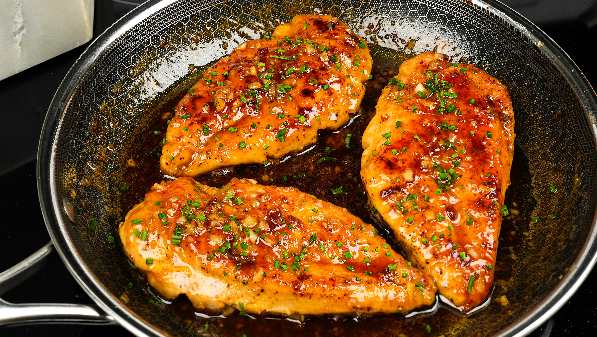 The most delicious and easy chicken breast recipe you can make in 10 ...
