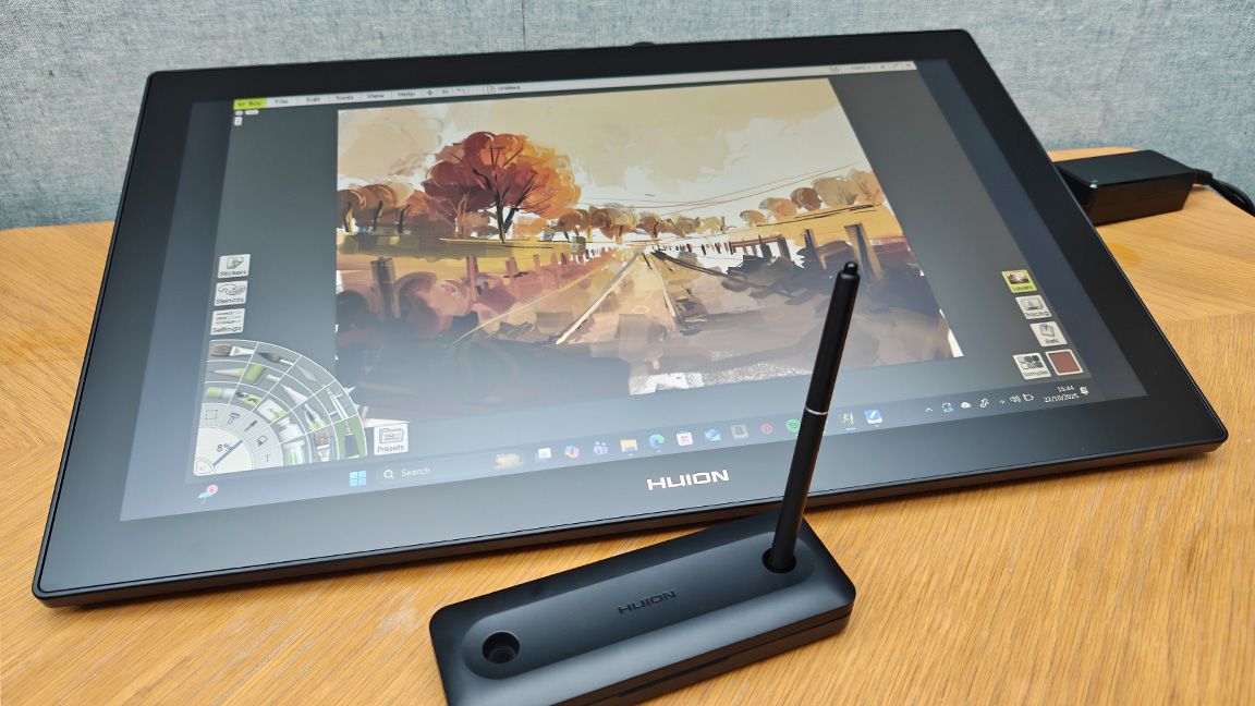 Huion Kamvas Pro 24 (Gen 3) feels like a serious Cintiq Pro challenger