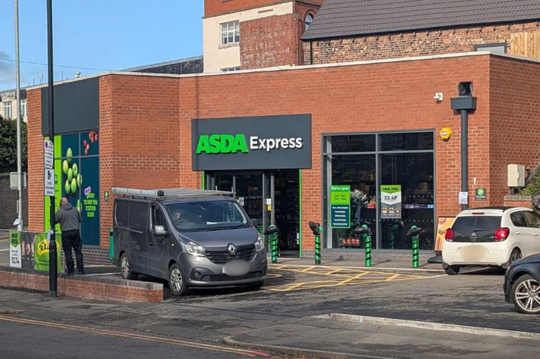New Asda Express store opens in Stoke with shoppers impressed by ...