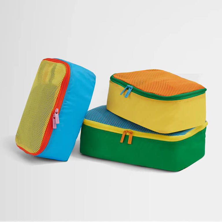 21 Things Every Parent Should Keep in the Car