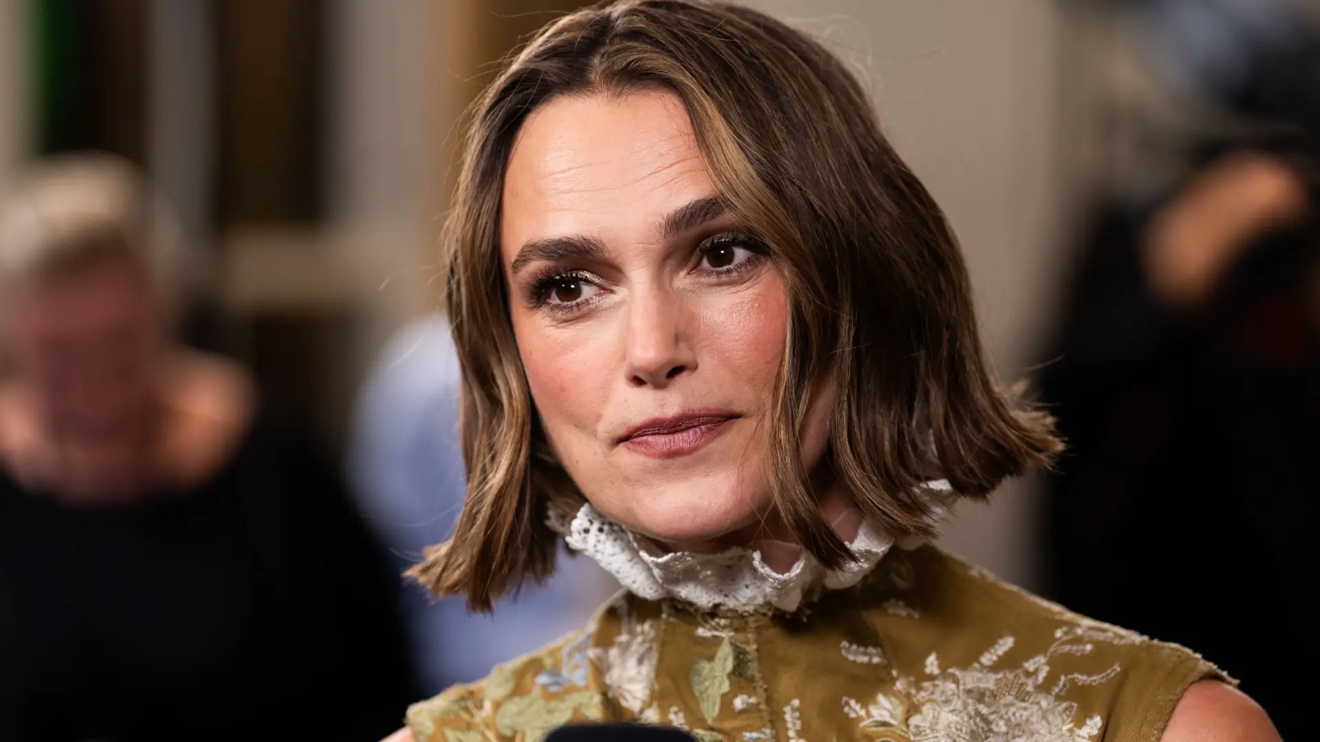 Cada año vuelves a ver aunque sea una escena, pero Keira Knightley es ...