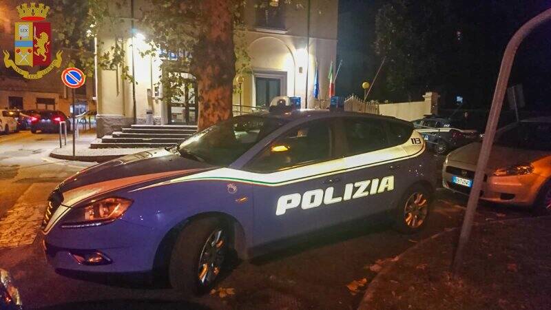 Raid notturno al Centroluna di Sarzana, banditi mettono a segno furto ...
