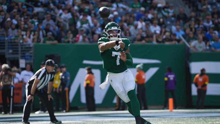 Justin Fields Benching Ignites Wild Jets-Ravens Trade Speculation