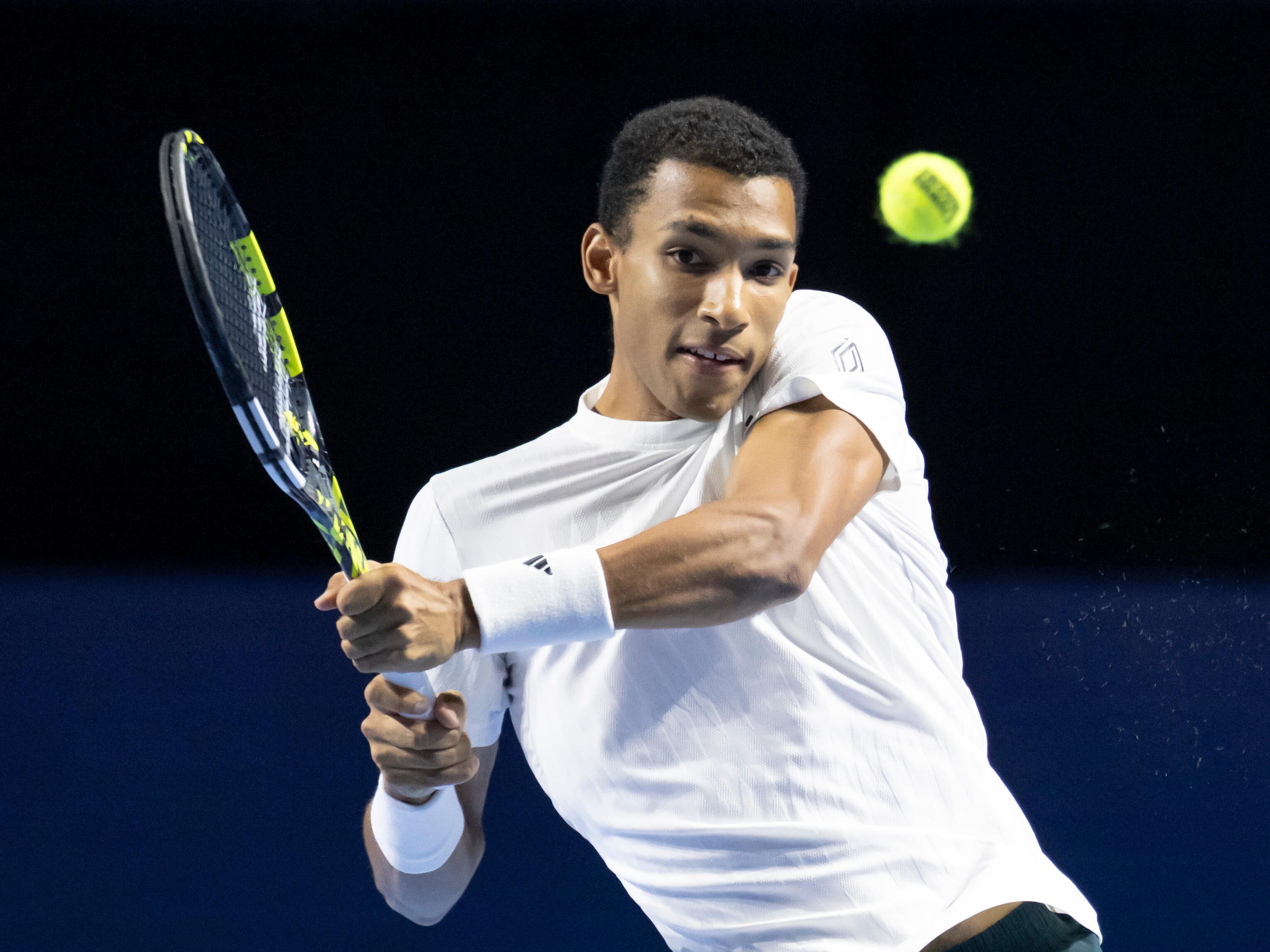 Félix Auger-Aliassime sort vainqueur face à Gabriel Diallo à Bâle