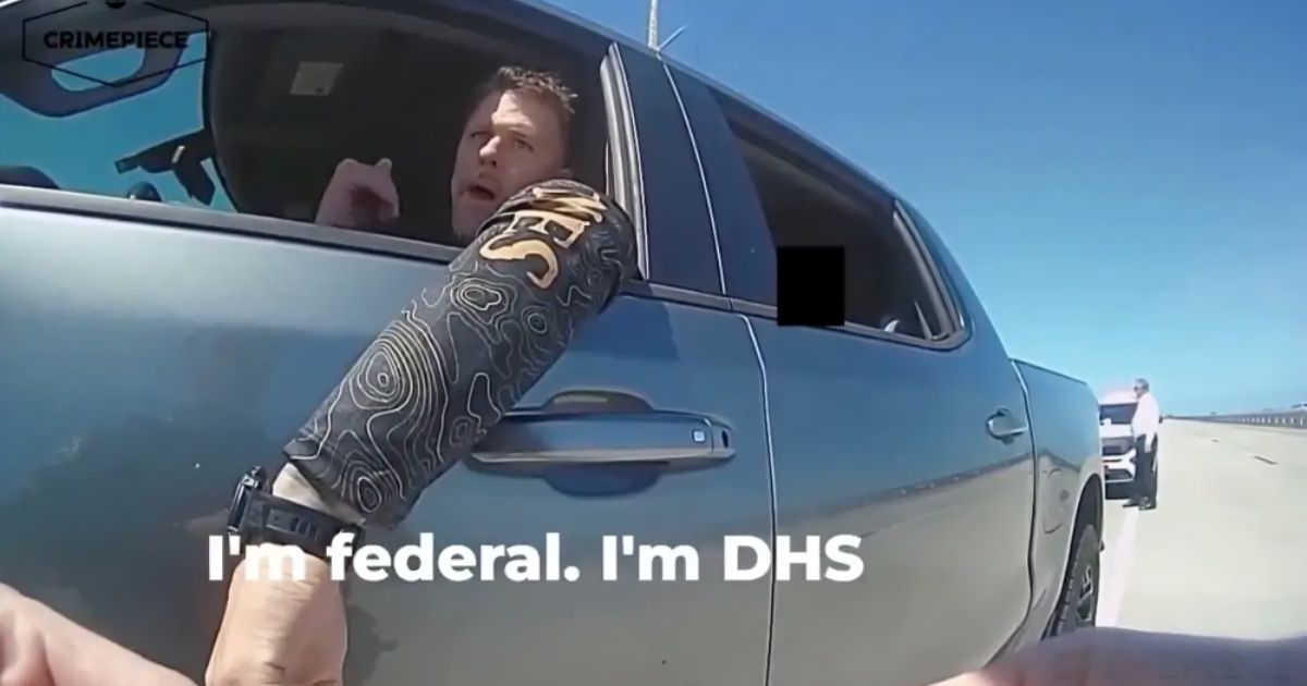 Man Claiming to be ICE Agent Caught Drunk Driving—Then Throws Shocking ...