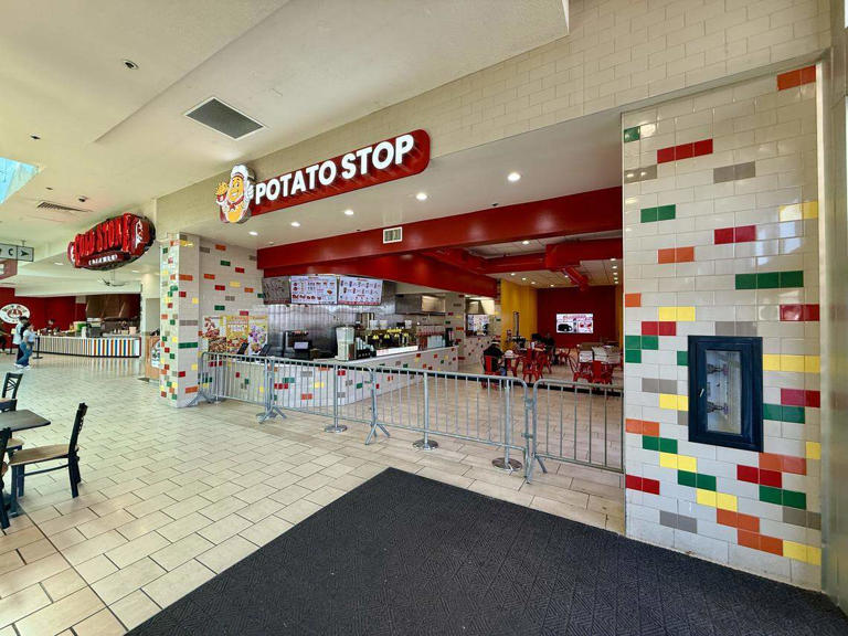 New Vintage Faire eatery serves Korean corn dogs and flavored fries in ...