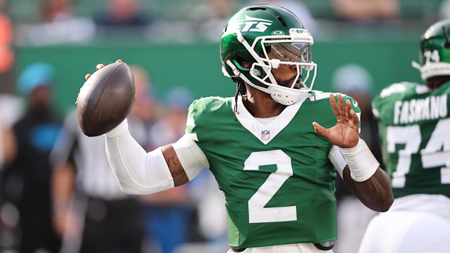 Sudden Tyrod Taylor Injury Throws Wrench In Jets' Week 8 QB Battle
