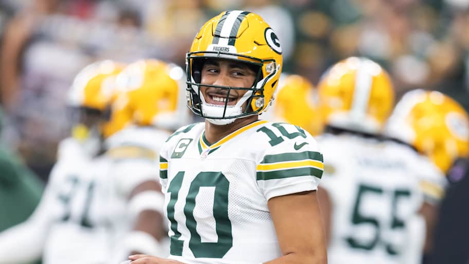 Steelers escape uniform disaster vs Packers on Sunday Night Football