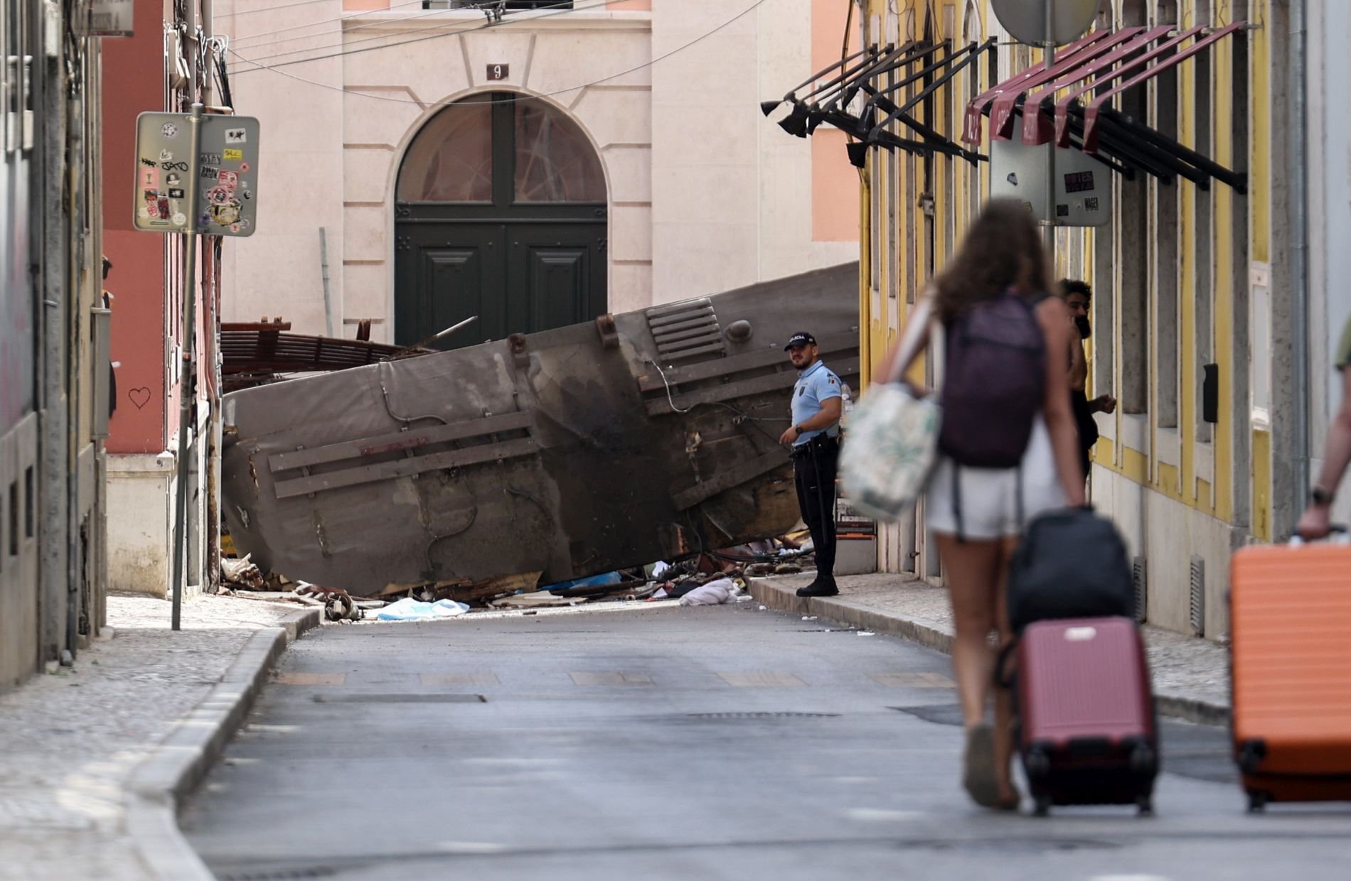 Πορτογαλία: Μαζικές παραιτήσεις για την τραγωδία στο τελεφερίκ – Σε ...