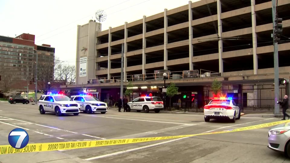 18-year-old high school student killed on his way to school; Family ...