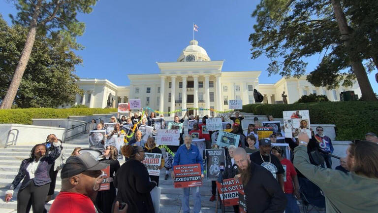 Group gathers at Alabama Capitol to oppose upcoming execution