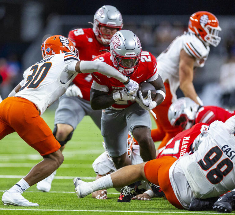 UNLV running backs play ‘ultimate team game’ to power Rebels’ 6-1 start