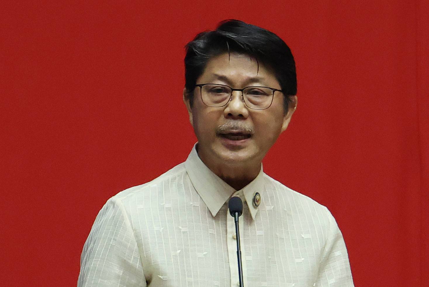Dy says he sees no basis to justify impeachment rap vs Marcos