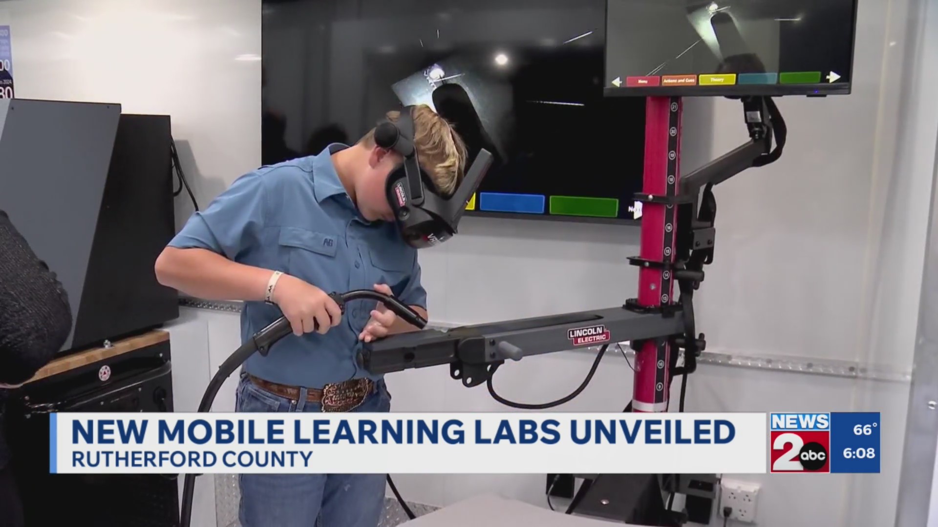 New mobile learning labs unveiled in Rutherford County