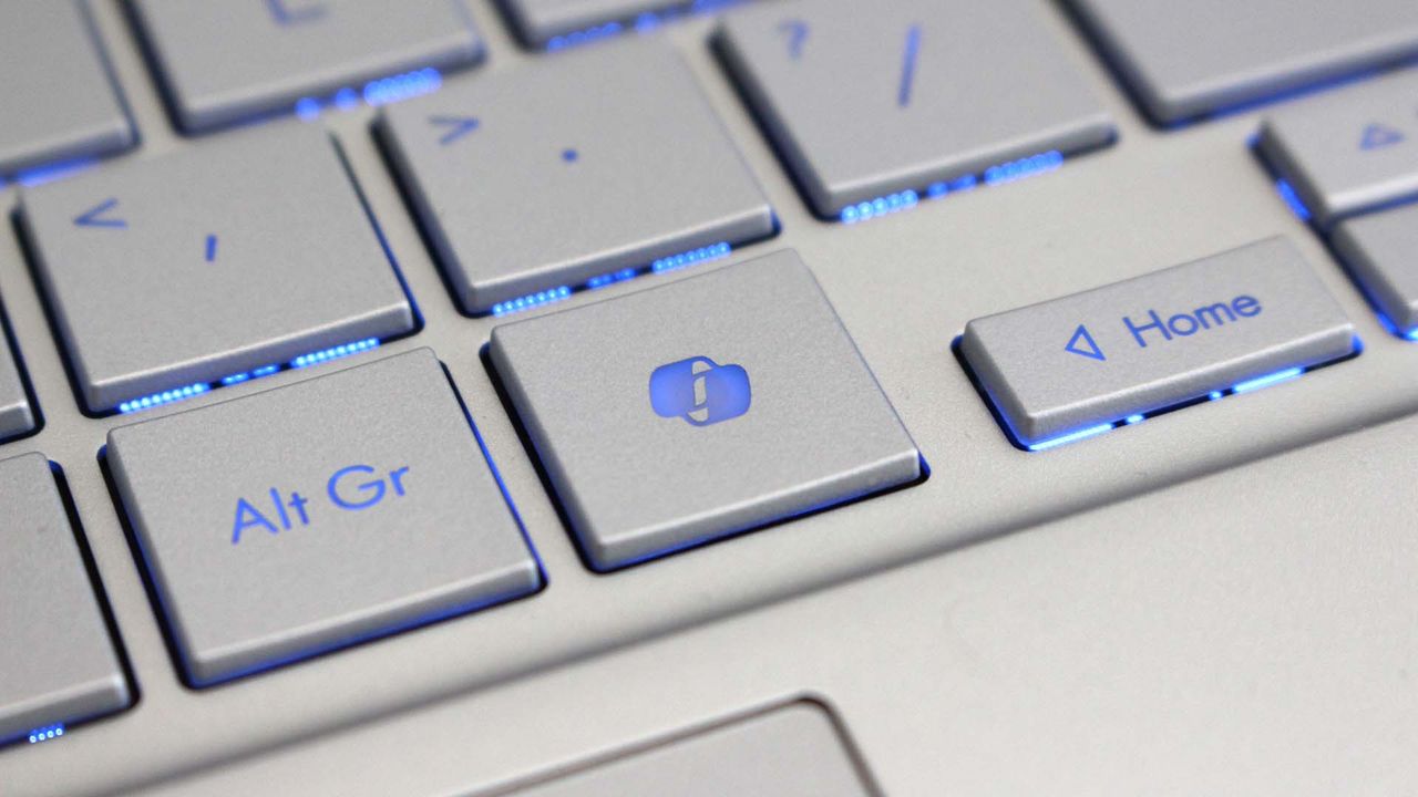 Microsoft just made em dashes easier in Windows 11 — Forget AI critics ...