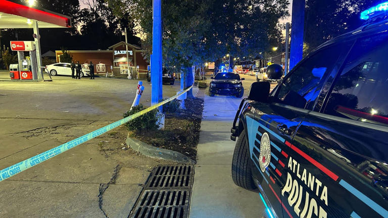 Shooting prompts SWAT standoff, disrupts Booker T. Washington High ...