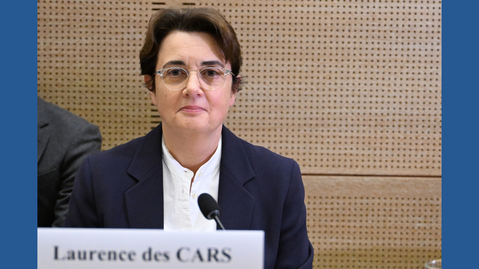 Louvre director acknowledges failure after jewel heist and says she ...