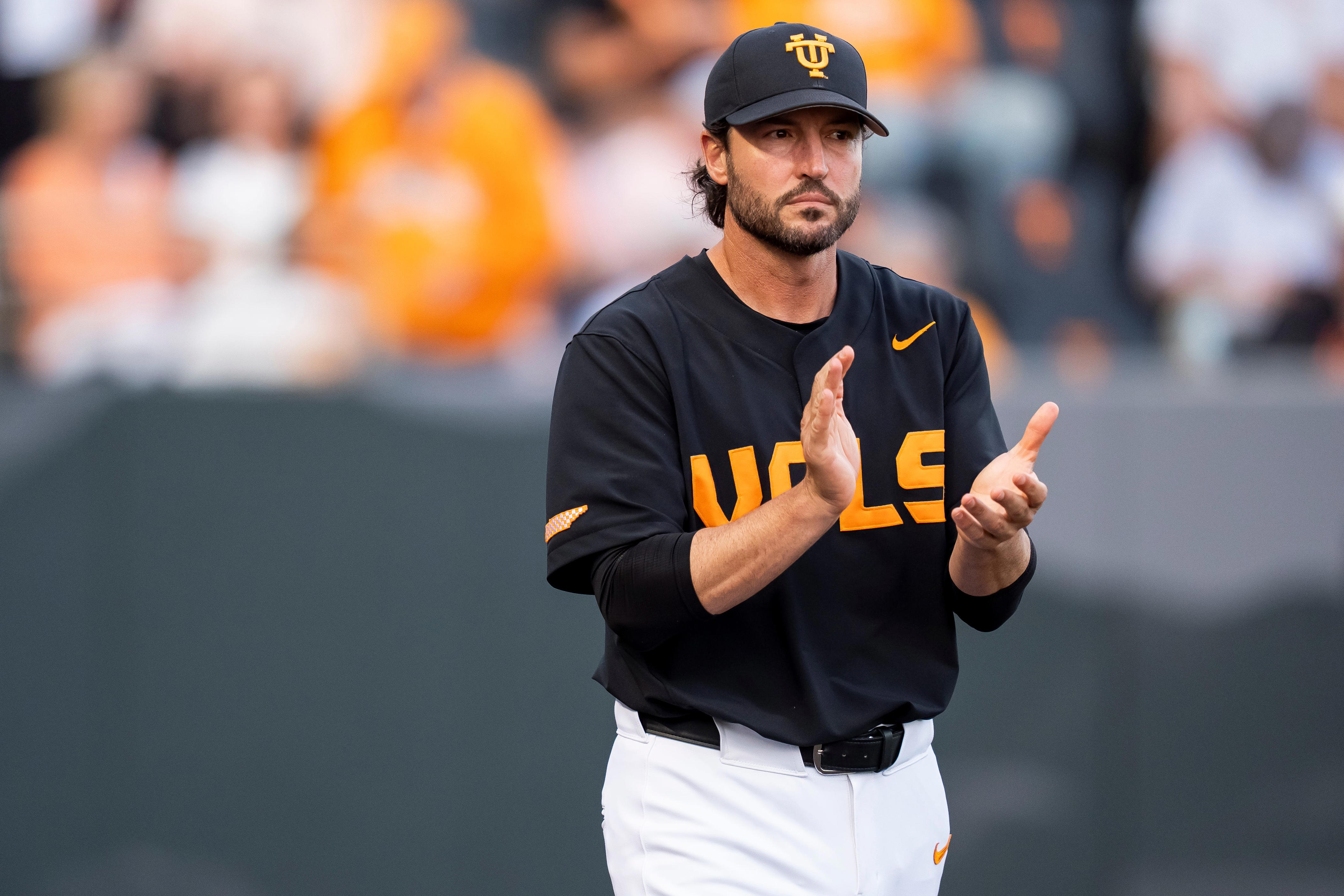 Giants set to hire Tennessee baseball coach Tony Vitello in ...