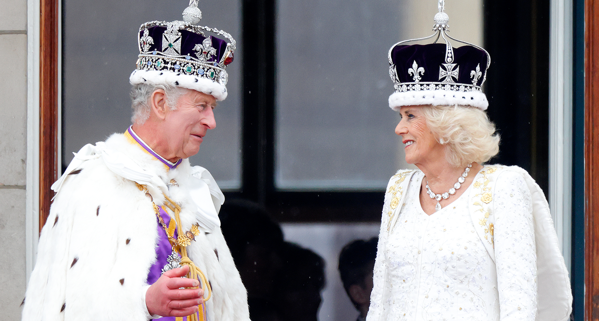 Cameras Capture King Charles & Queen Camilla Stepping Off Royal Jet for ...