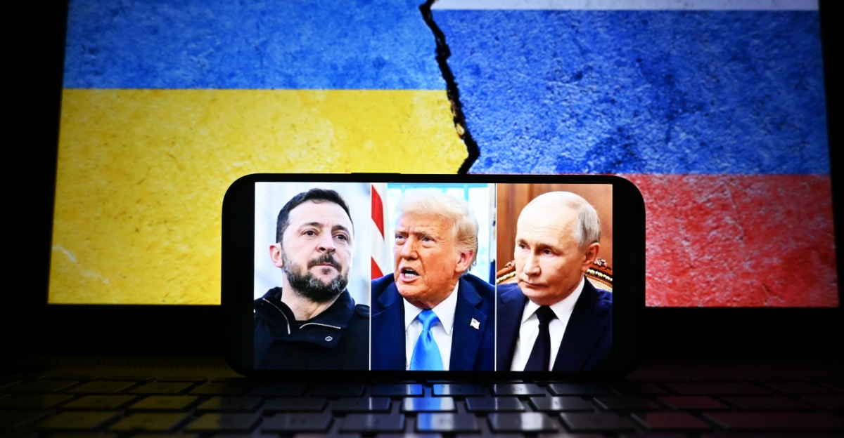 Trump proposes halt at battle lines, Ukraine agrees but Russia pushes back