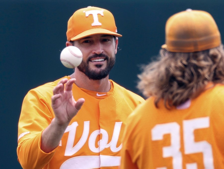 Tennessee baseball coach Tony Vitello reportedly hired as next SF ...