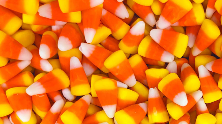 The 9 Worst Candies To Give Out To Trick-Or-Treaters On Halloween