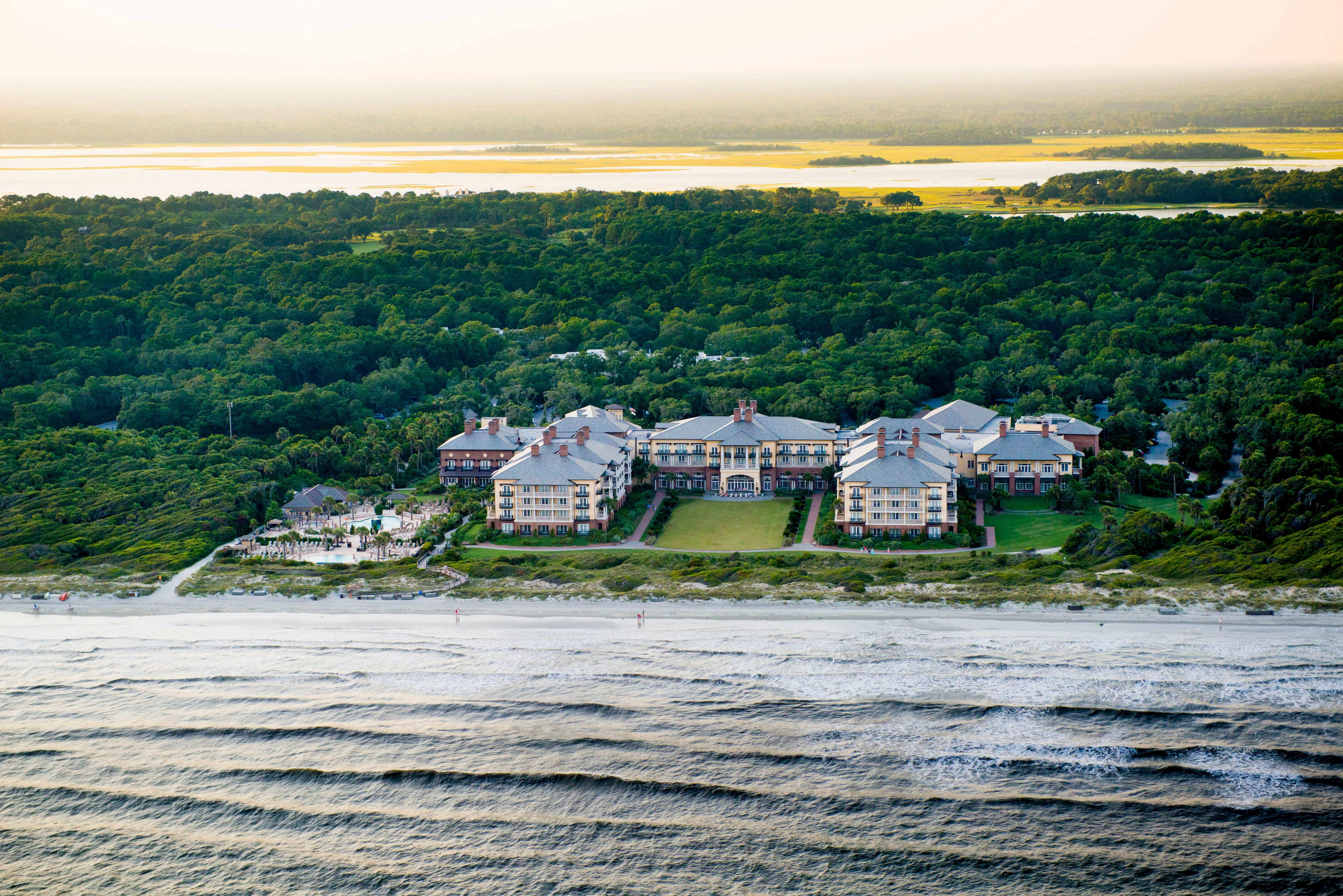 15 Editor-Favorite Resorts in the US
