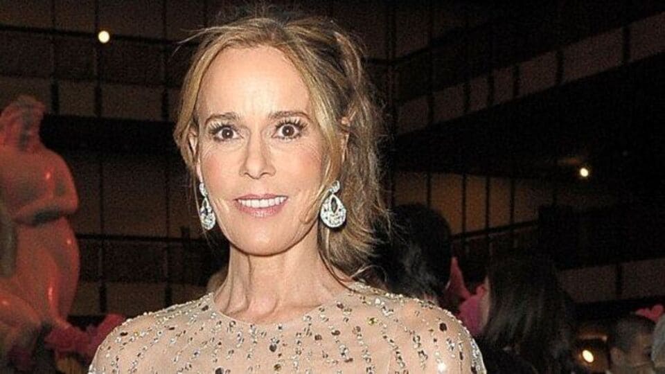 Who is Julia Koch? Billionaire secures 10% stake in NFL's New York ...