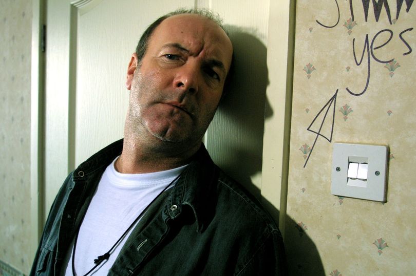 Brookside fans in tears as Channel 4 soap pays tribute to Dean Sullivan ...