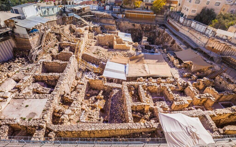 Vance visits City of David National Park near Jerusalem’s Old City
