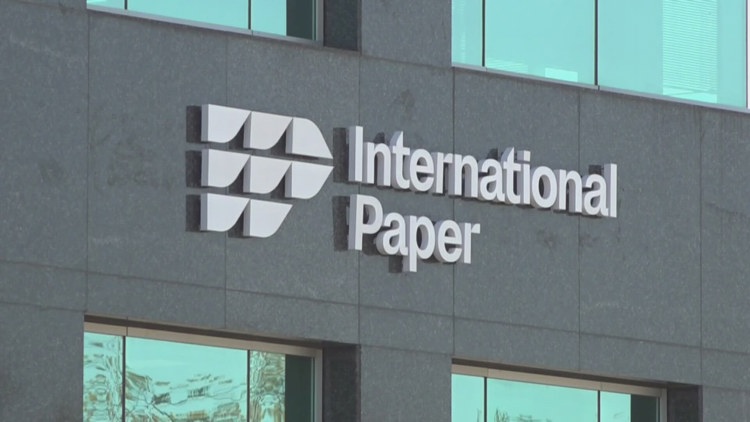International Paper splitting into two independent companies