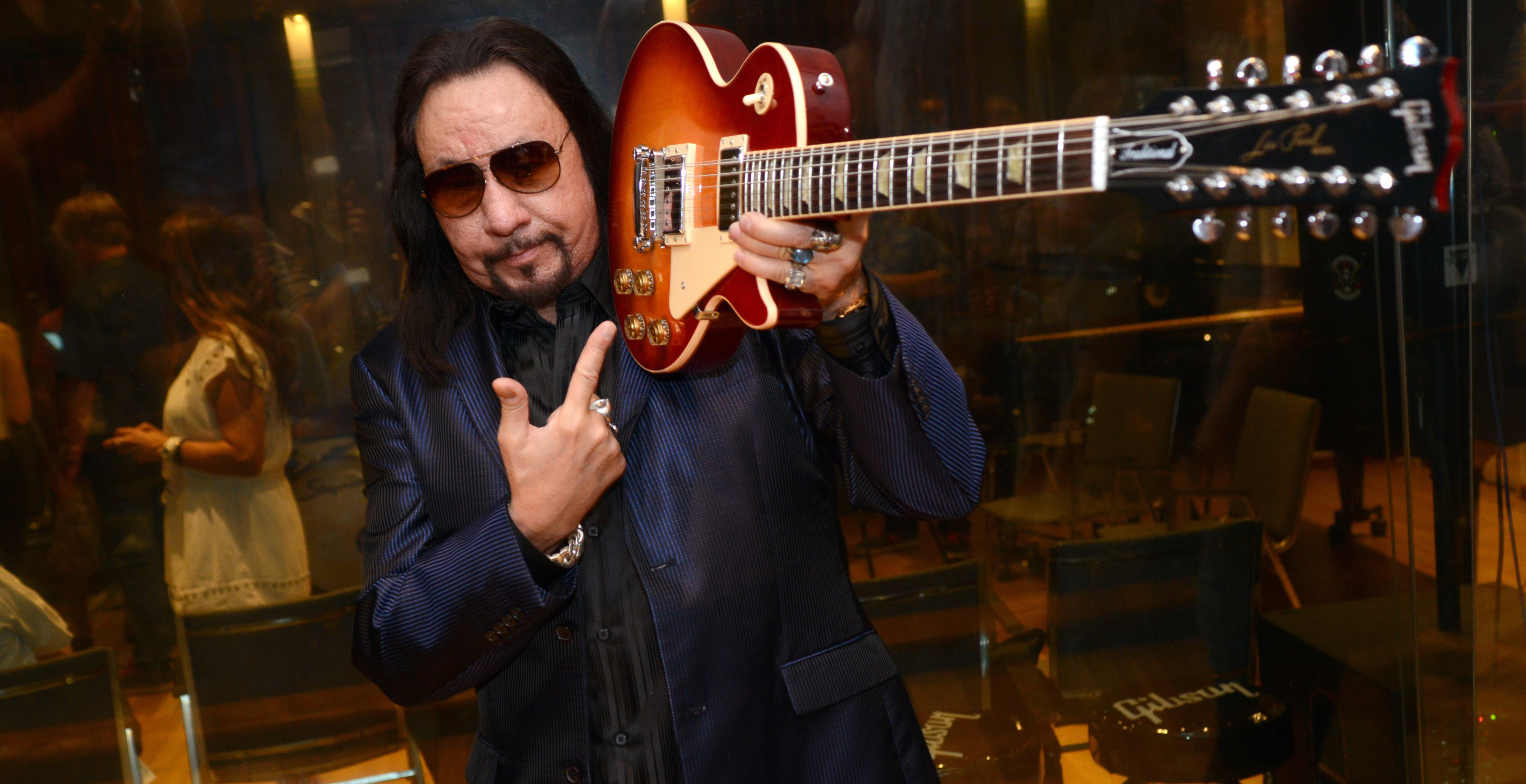 New Details Surface In The Tragic Death Of KISS Rocker Ace Frehley