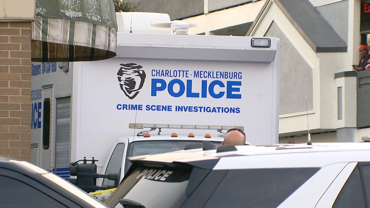 Police: Victim robbed before murder at Charlotte motel, 4 suspects involved