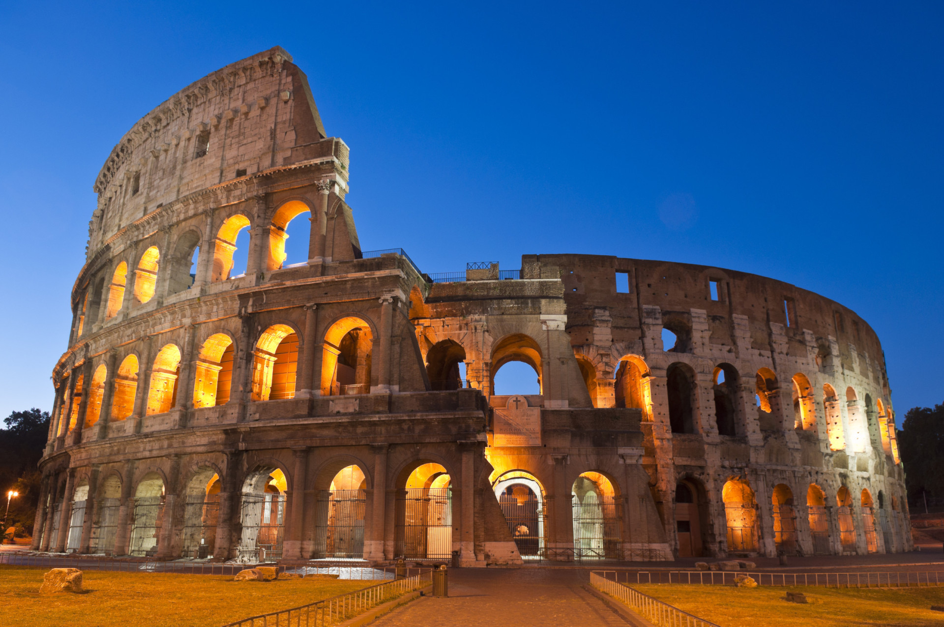 ¿Quién construyó realmente Roma?