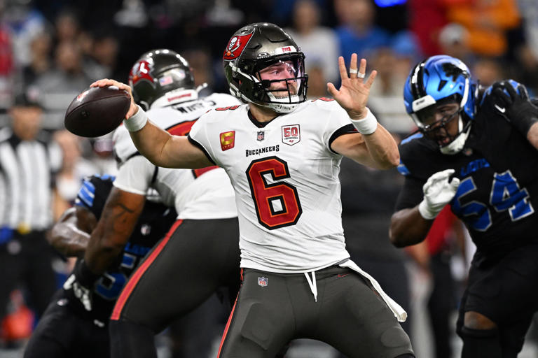 Florida NFL Preview for Oct. 23: Buccaneers, Dolphins hit the road ...