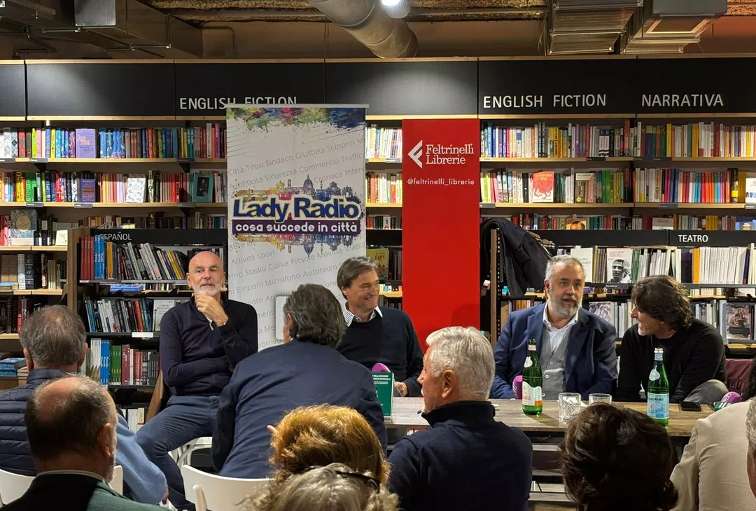FOTO VN – Presentazione del libro di Carlo Pallavicino: c’è anche Pioli