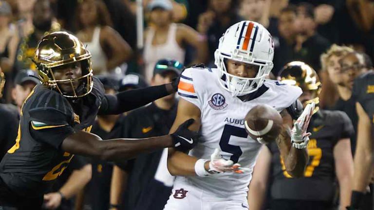 Freeze Gives Update on Injured Auburn WR Horatio Fields