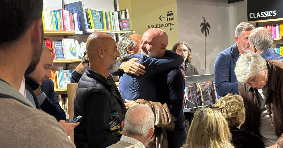 FOTO VN – Pioli e Prandelli insieme, che abbraccio tra i due!