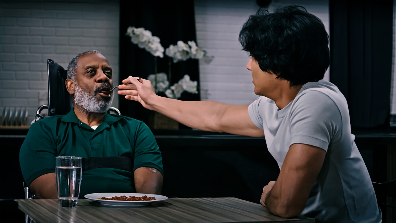 A millionaire's story: saved by an immigrant 🙌