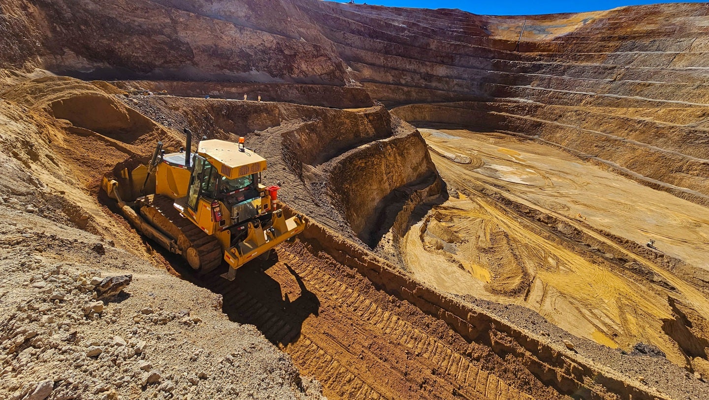 Corazon Mining signs agreement with RBH Mining for Feather Cap gold project