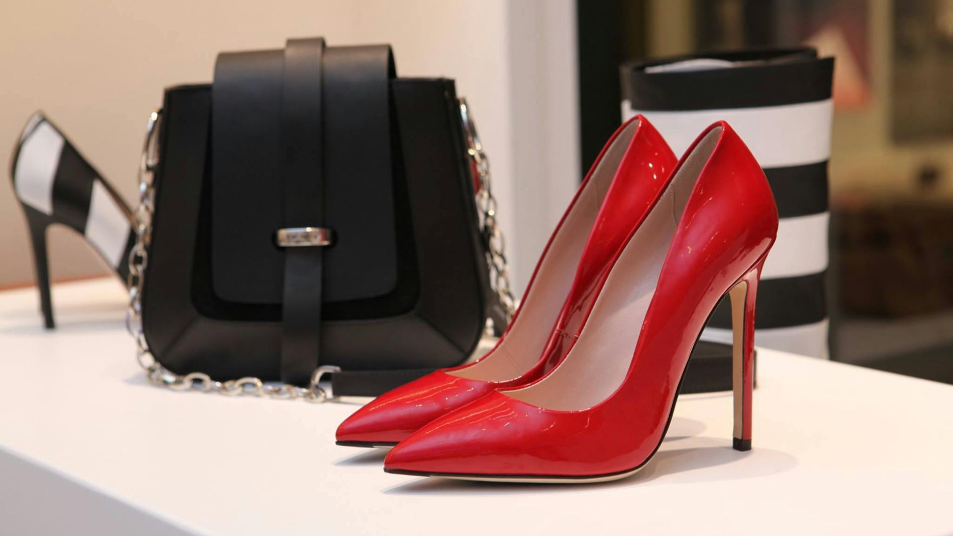 10 Fashion Items to Never Buy Cheap & 10 That Are Fine to Save On