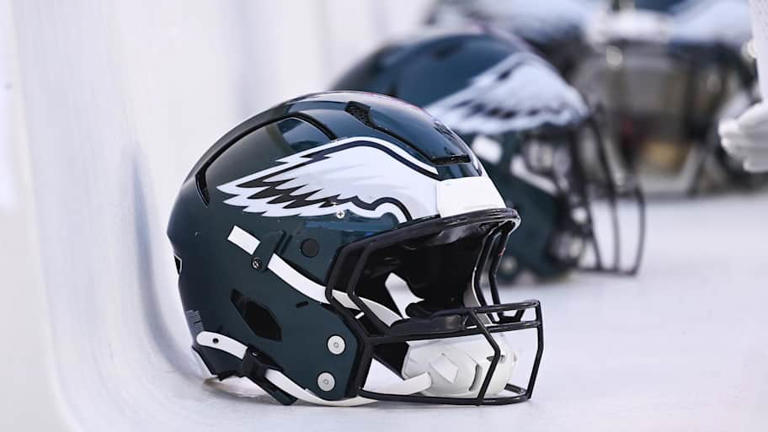 Eagles Shake Up Roster, Activate Star LB For Week 6 Vs. Giants