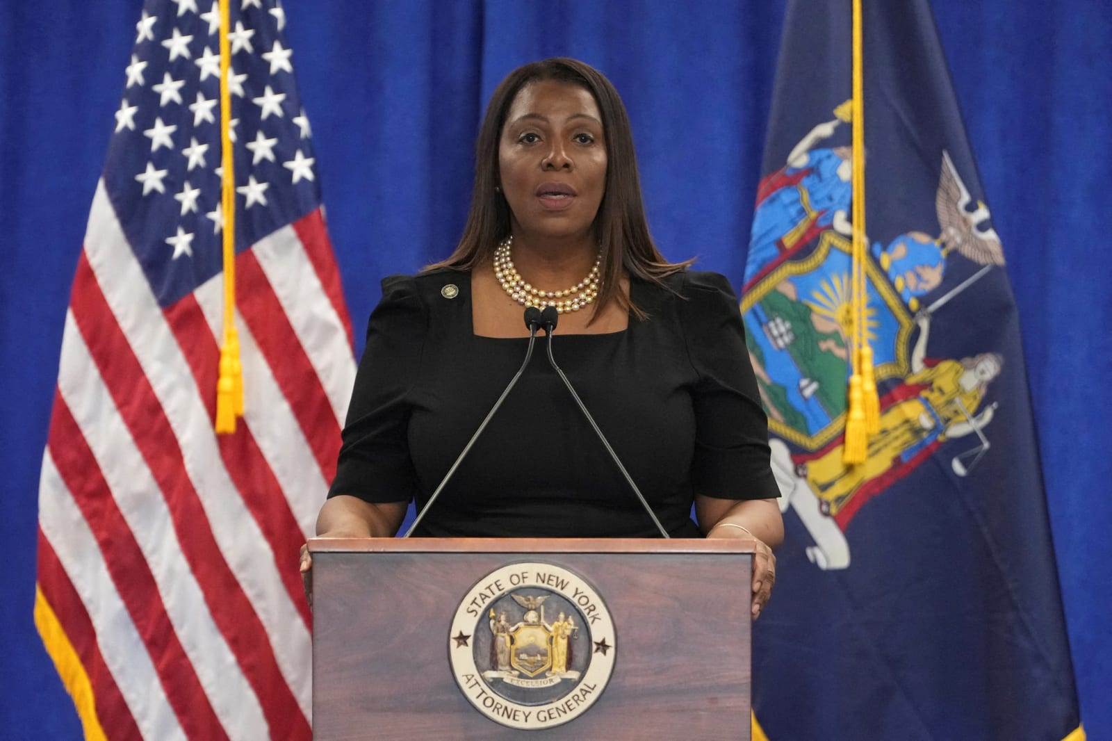 Reporter flags curious quirk in Letitia James' indictment