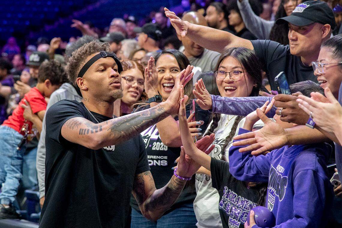 Sacramento Kings waive standout guard from G League championship team