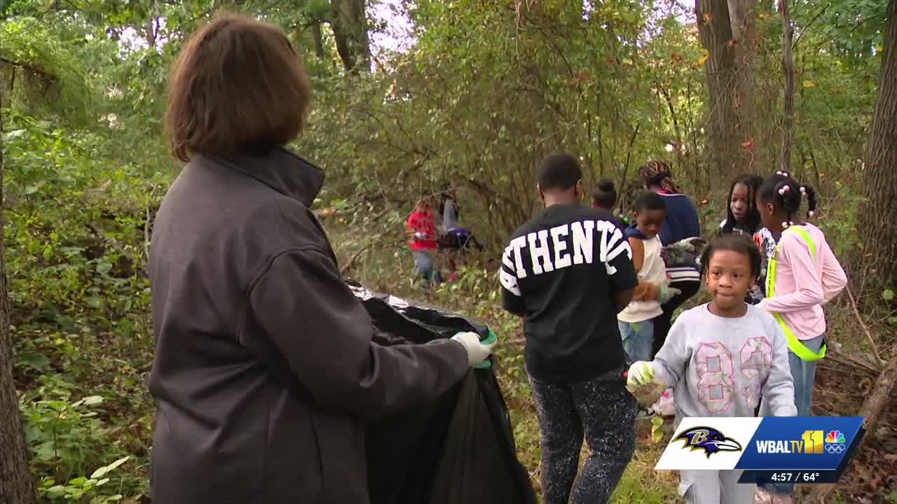 Ravens Honor Rows: Green School Club's community work