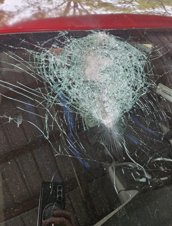 I-255 driver reports rock-throwing damaged windshield