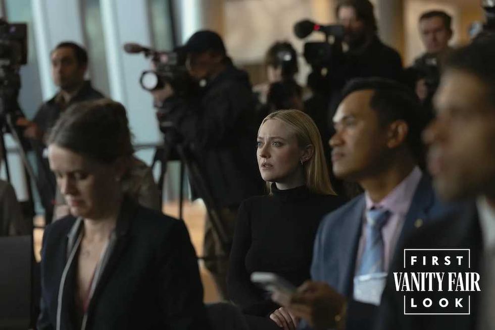Your First Look At Sarah Snook & Dakota Fanning In "Twisty" Thriller ...